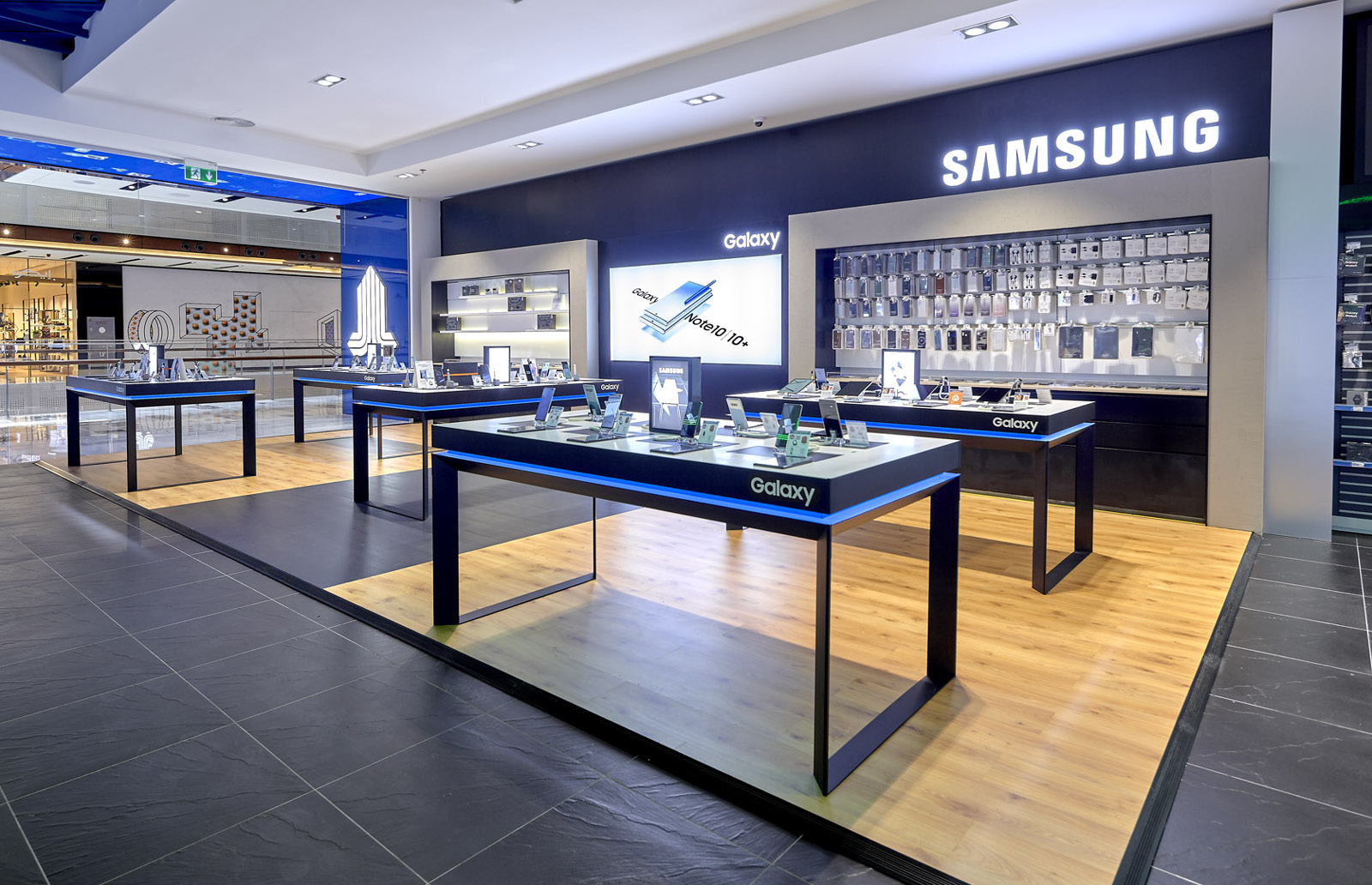 Modern Shop Interior Design Dubai – Jumbo by FINCH